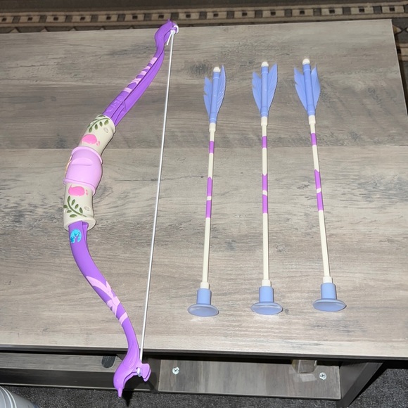 Toys | Disney Tangled Rapunzel Bow Arrow Toy Three Arrows Prop Cosplay ...